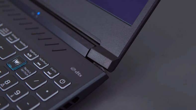 Acer Predator Helios 300 Review - RTX 2060 Laptop! - GPCD