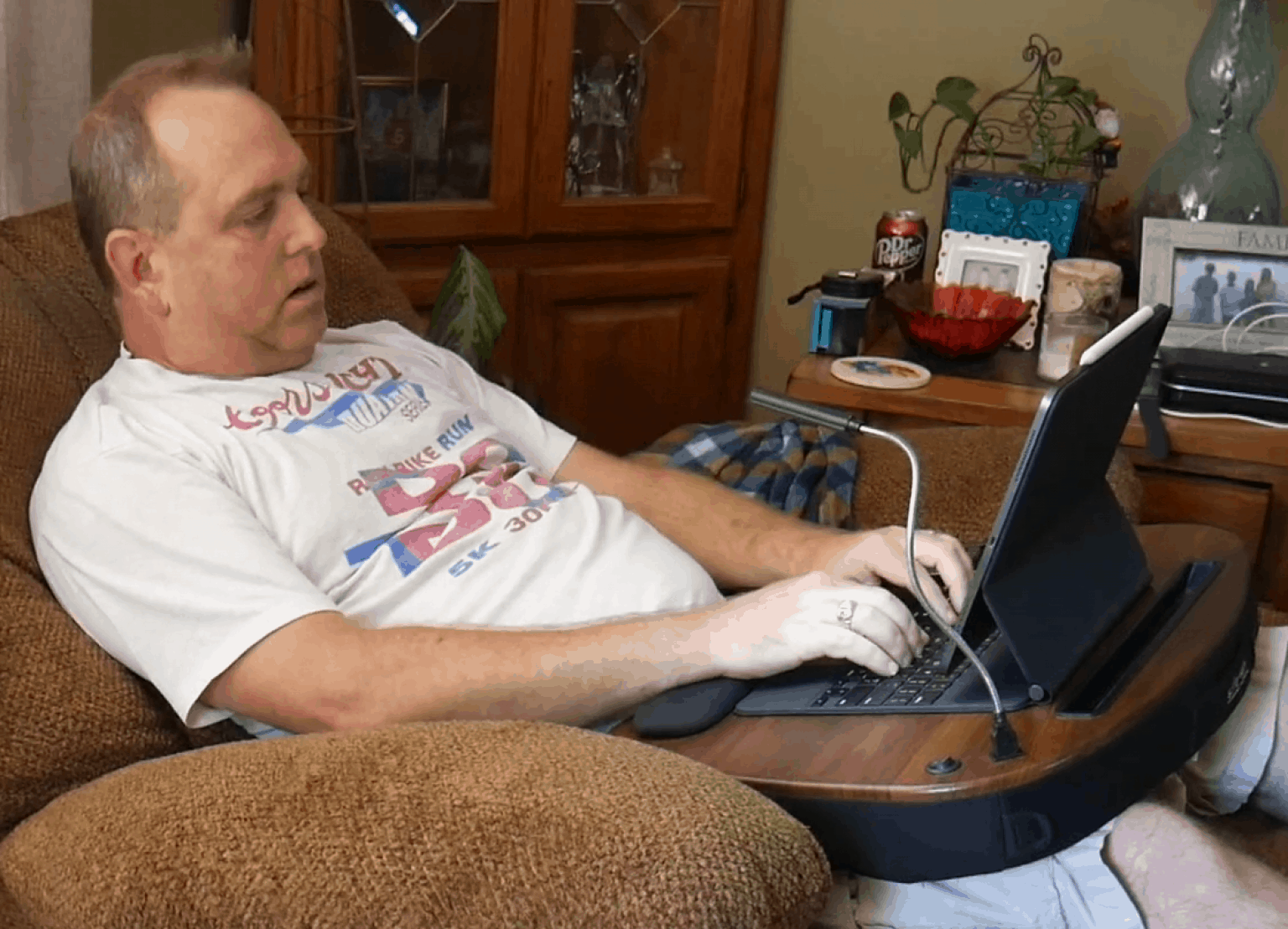 5 Best Gaming Lap Desks 2024 - GPCD